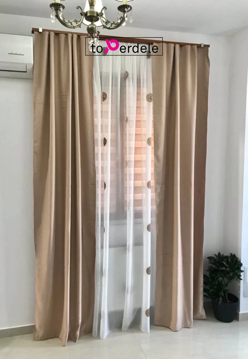 Draperie bej